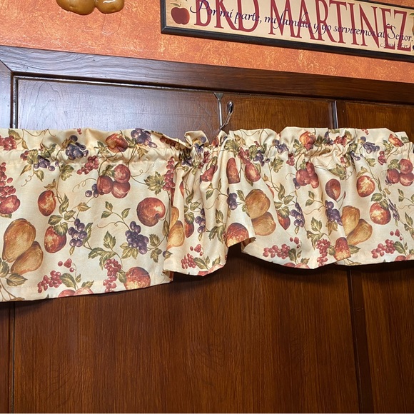 Target | Kitchen | Vintage Napa Tuscan Pattern Curtain Valance 4 X 58 ...